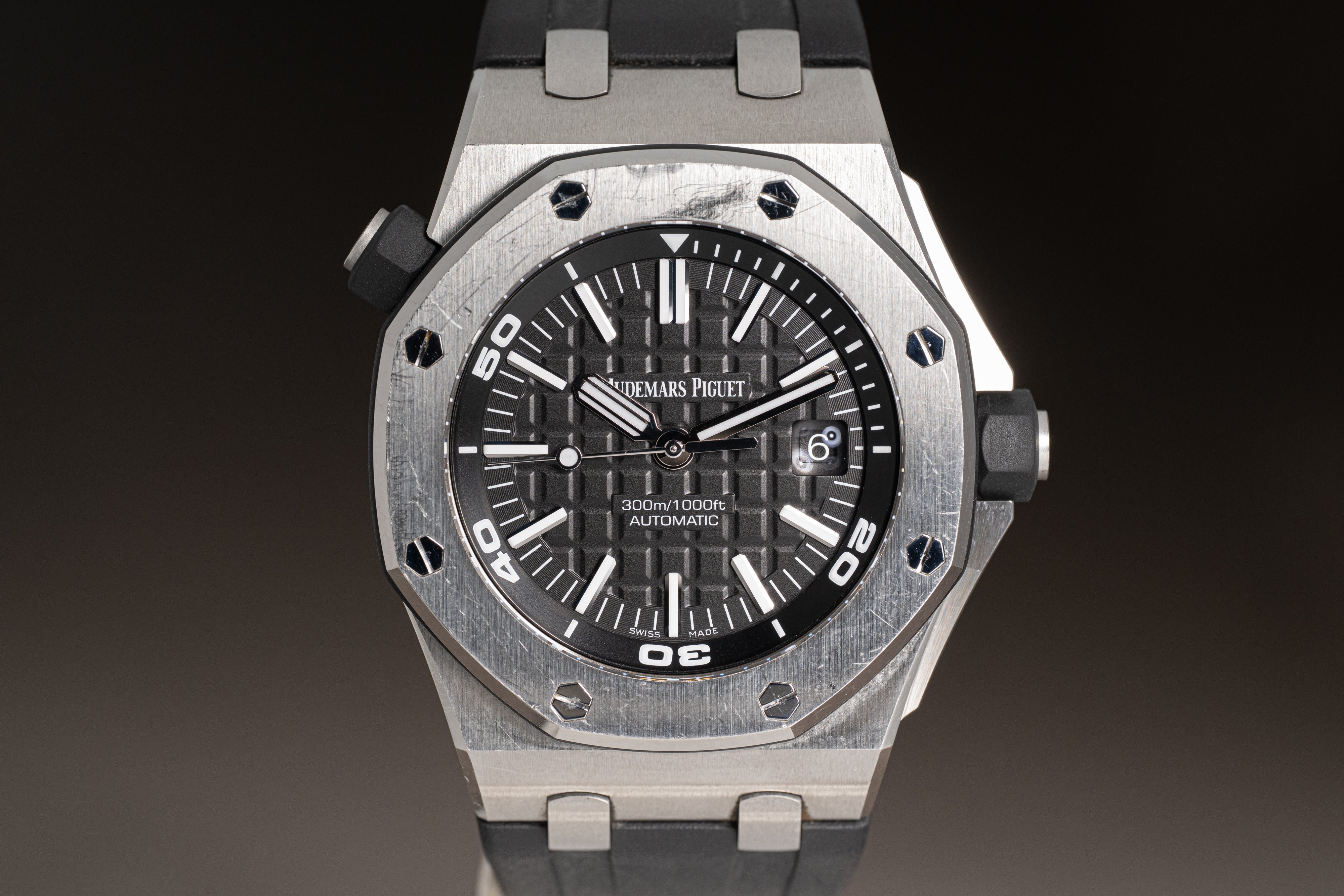 HQ Milton - 2019 AP Royal Oak OffShore Model 15710ST.A002CA.01 Box ...
